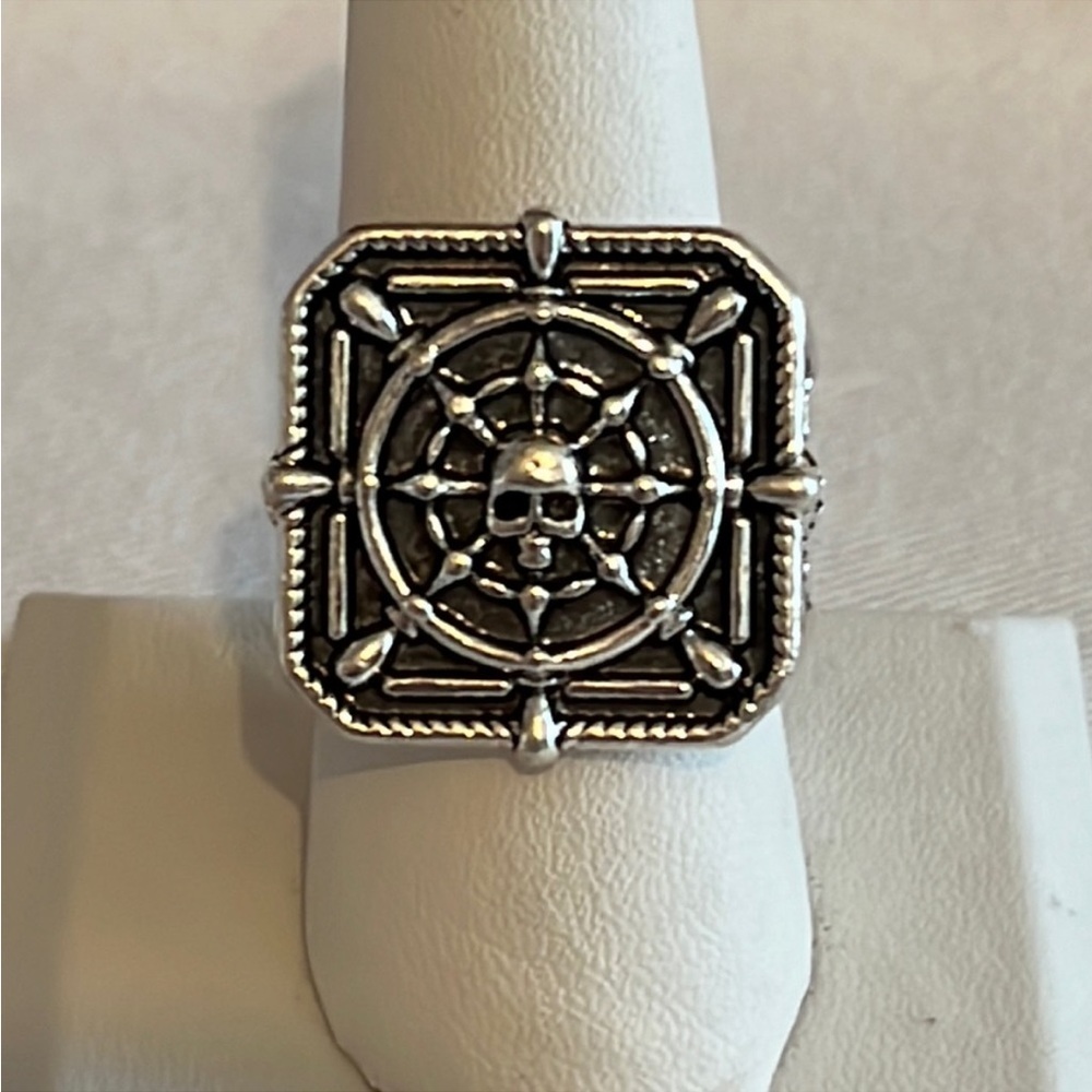 Vintage Silver Pirate Lighthouse Ring Size 9 Stainles… - Gem